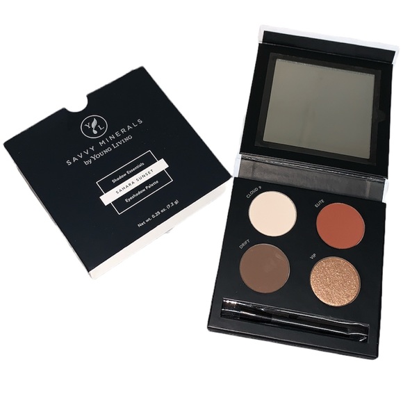 Young Living | Makeup | Young Living Savvy Minerals Palette | Poshmark